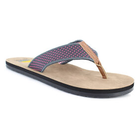 Maui Island | Shop Now at SHOE DEPT. ENCORE