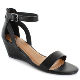 Daisy Fuentes | Shop Now at SHOE DEPT. ENCORE